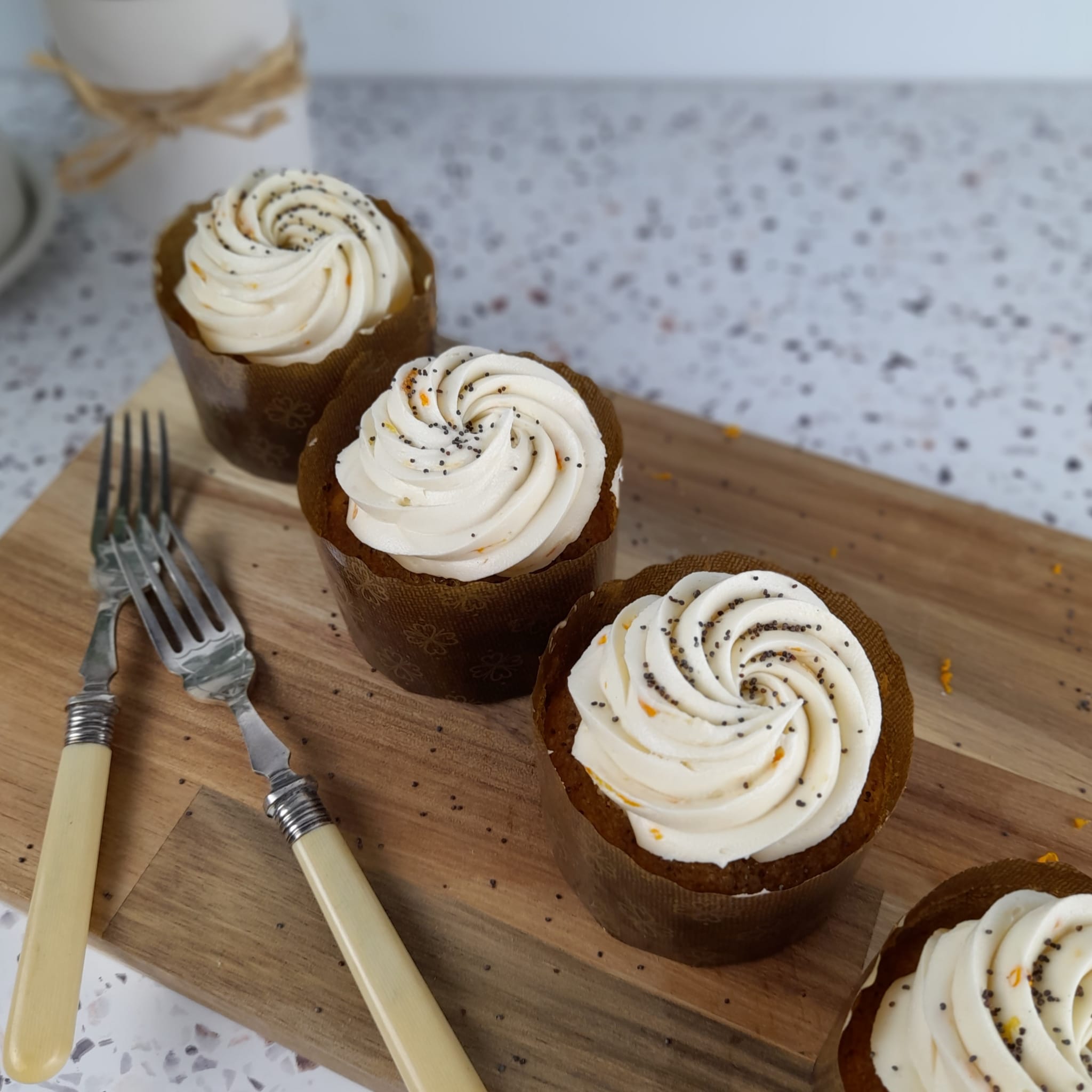 Sponge – Constant Craving Cakes