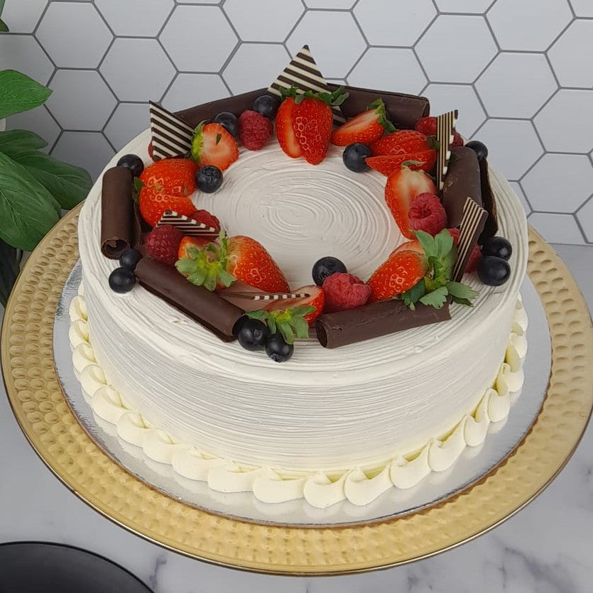 Decoration – Constant Craving Cakes